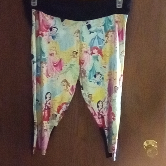 unbranded | Pants & Jumpsuits | Unbranded Disney Princesses Capri 2x ...